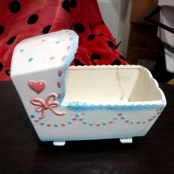 Sampson Imports | Art | Vintage Ceramic Music Box Play Lullaby Go To ...